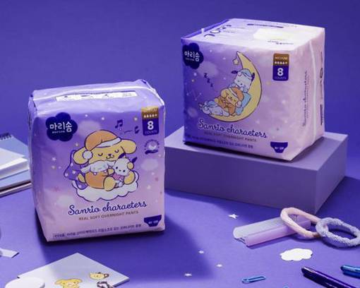 Sanrio Characters Real Soft Sanitary Pads Overnight Diapers 8P - maccaron
