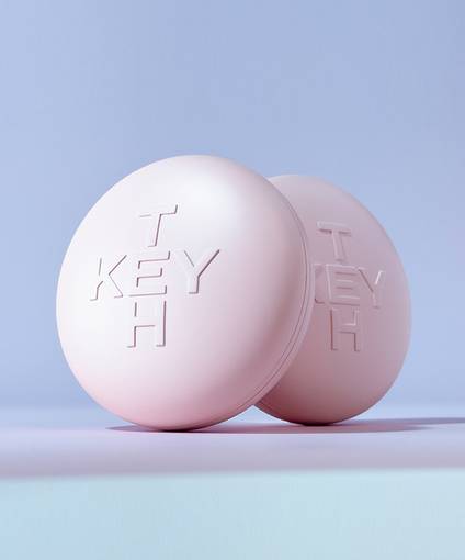 COLORED KEYTH SILKY FIT COVER CUSHION - maccaron